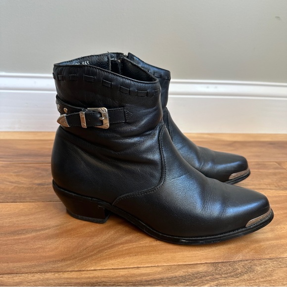 dingo | Shoes | Dingo Black Leather Cowboy Western Ankle Boots 85 ...